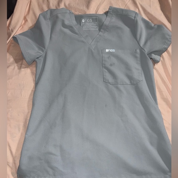 Figs | Tops | Figs Catrina Scrub Top Silver Arrows | Poshmark